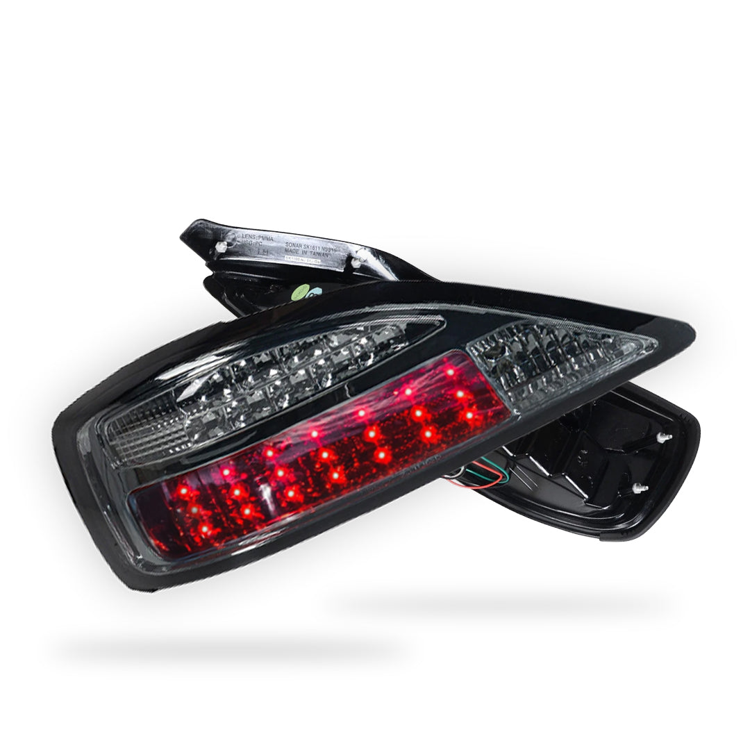 Nissan Silvia S15 (1999 - 2001) YASHIO Factory Smoked Sequential LED T ...